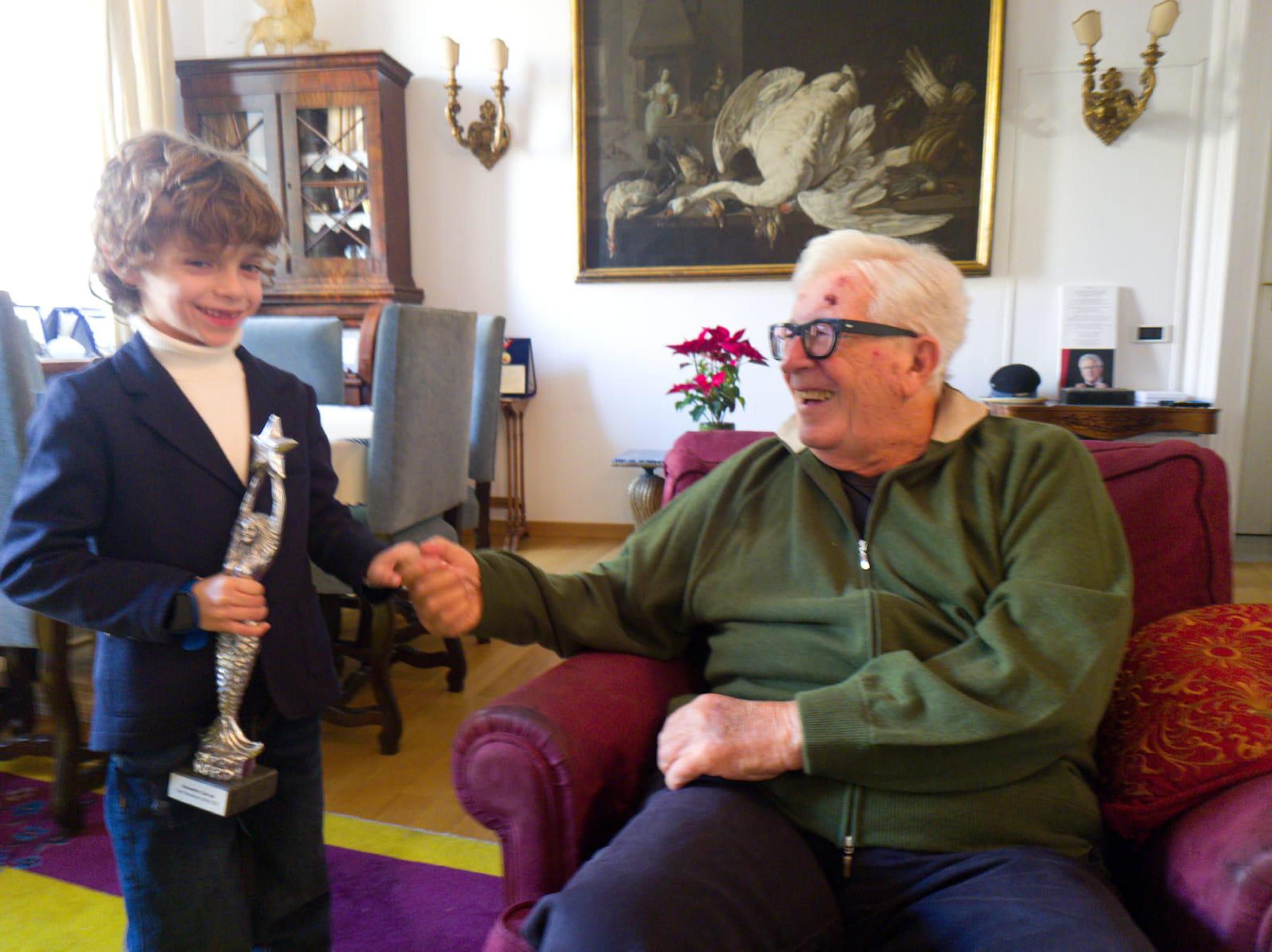 Di Capri incontra il piccolo Peppino di Champagne