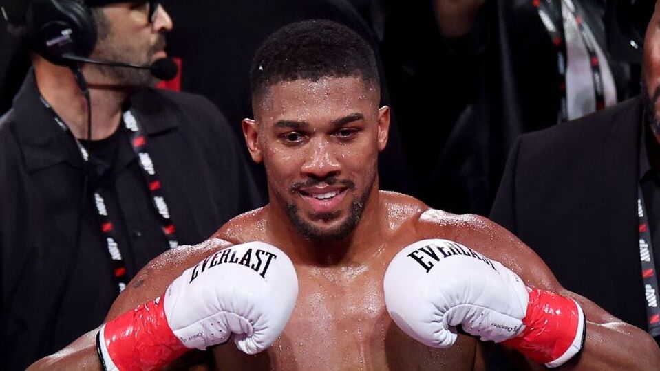 Anthony Joshua hospitalised with minor injuries after fatal expressway ...