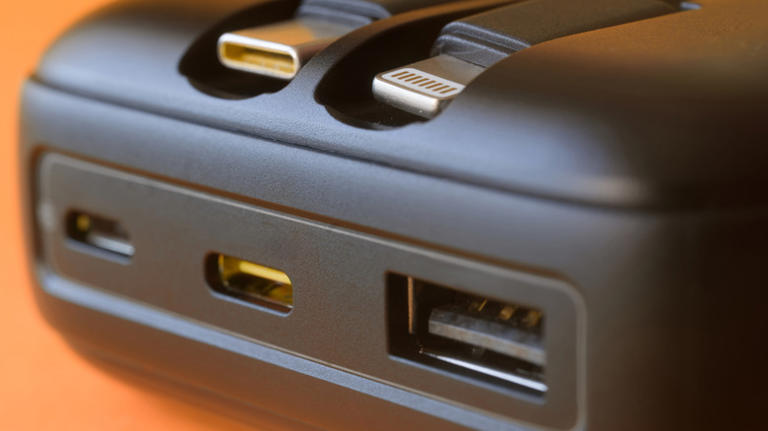 How do you tell what type of USB ports you have?