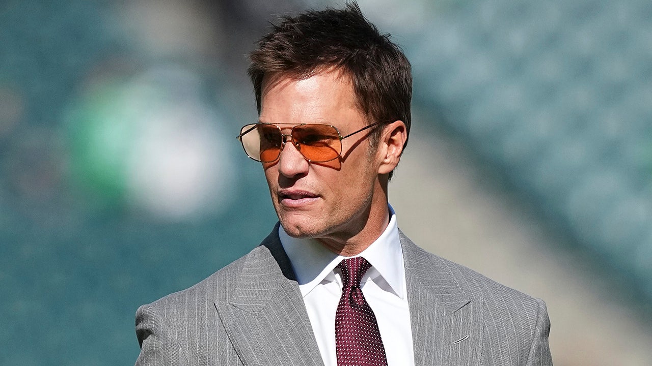 Tom Brady details 'warm embrace' from Bills fans in Buffalo return ...