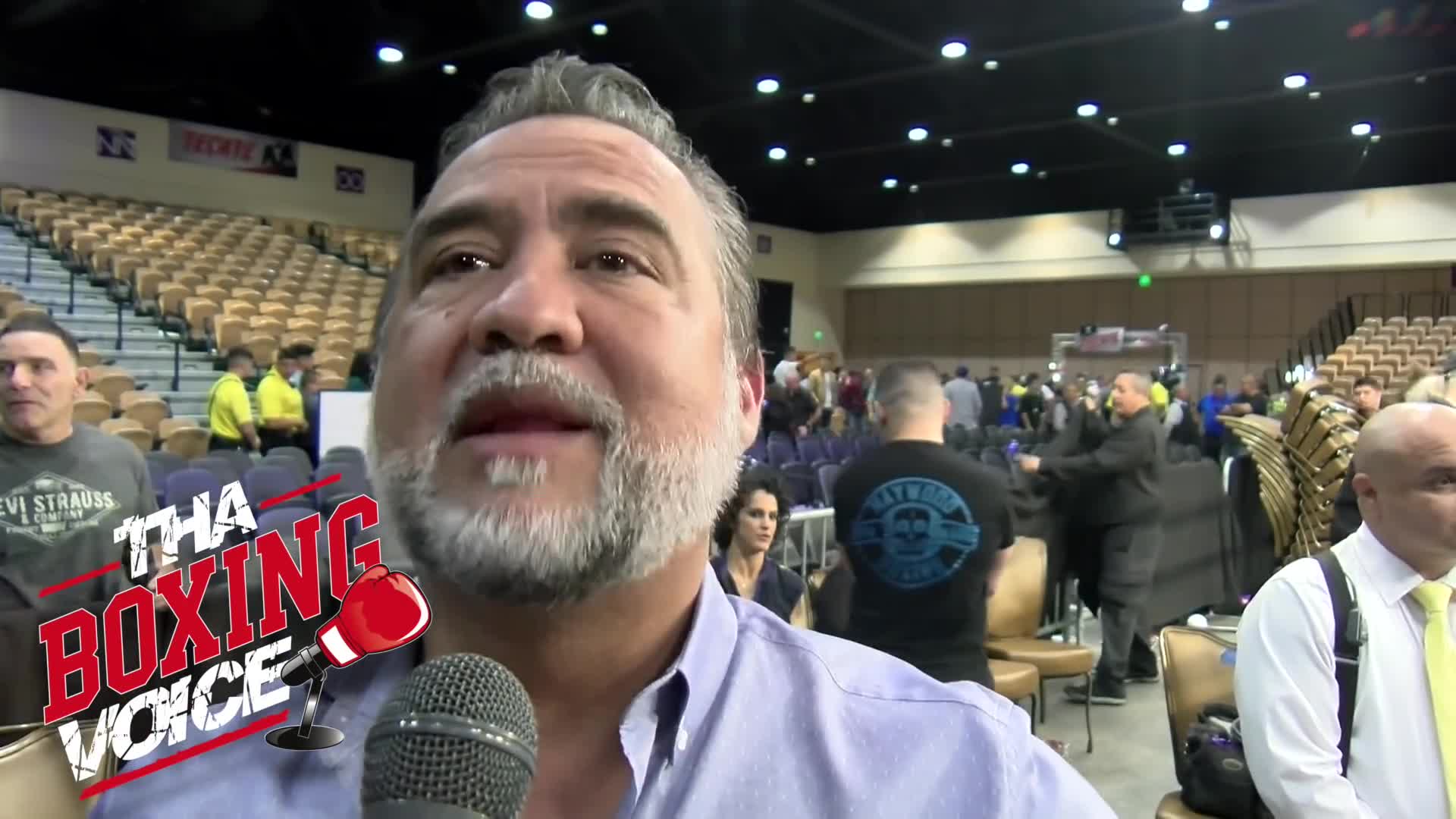 Roberto Diaz reacts to Anthony Joshua's $12.5 million offer to Deontay ...