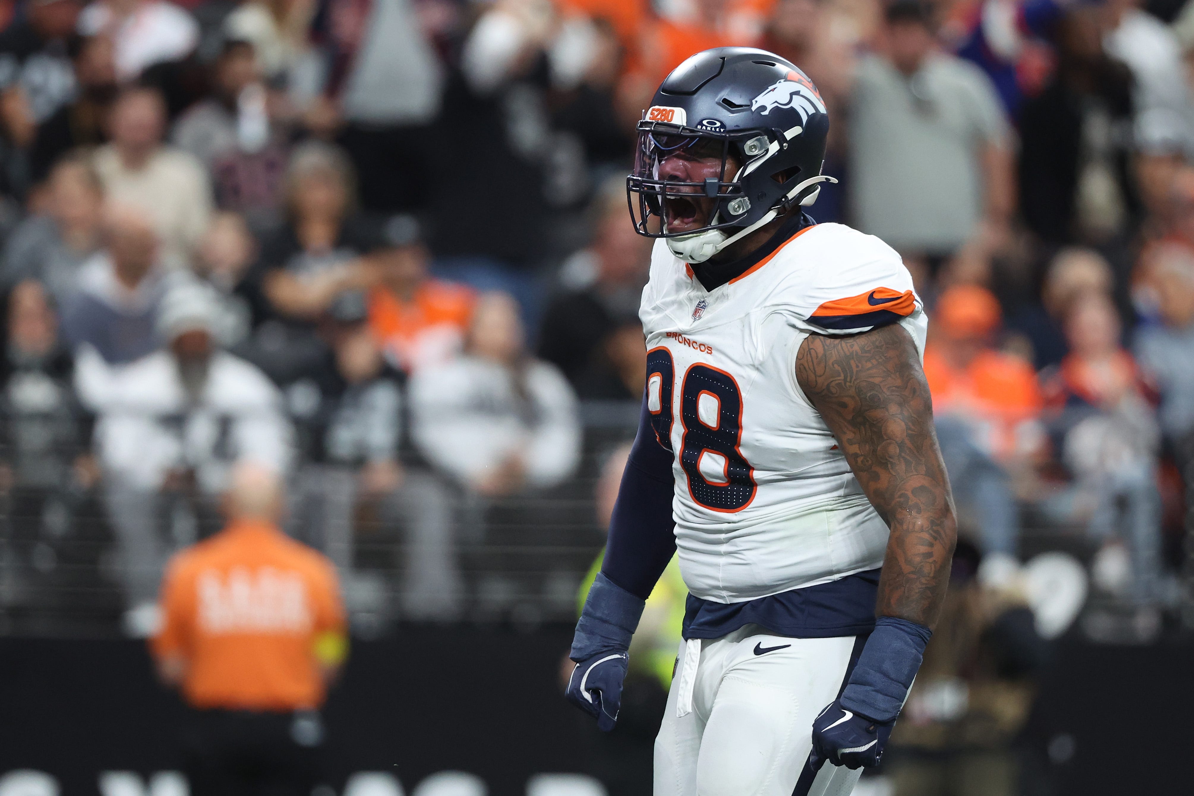 Broncos injuries: 5 players banged up going into Week 18