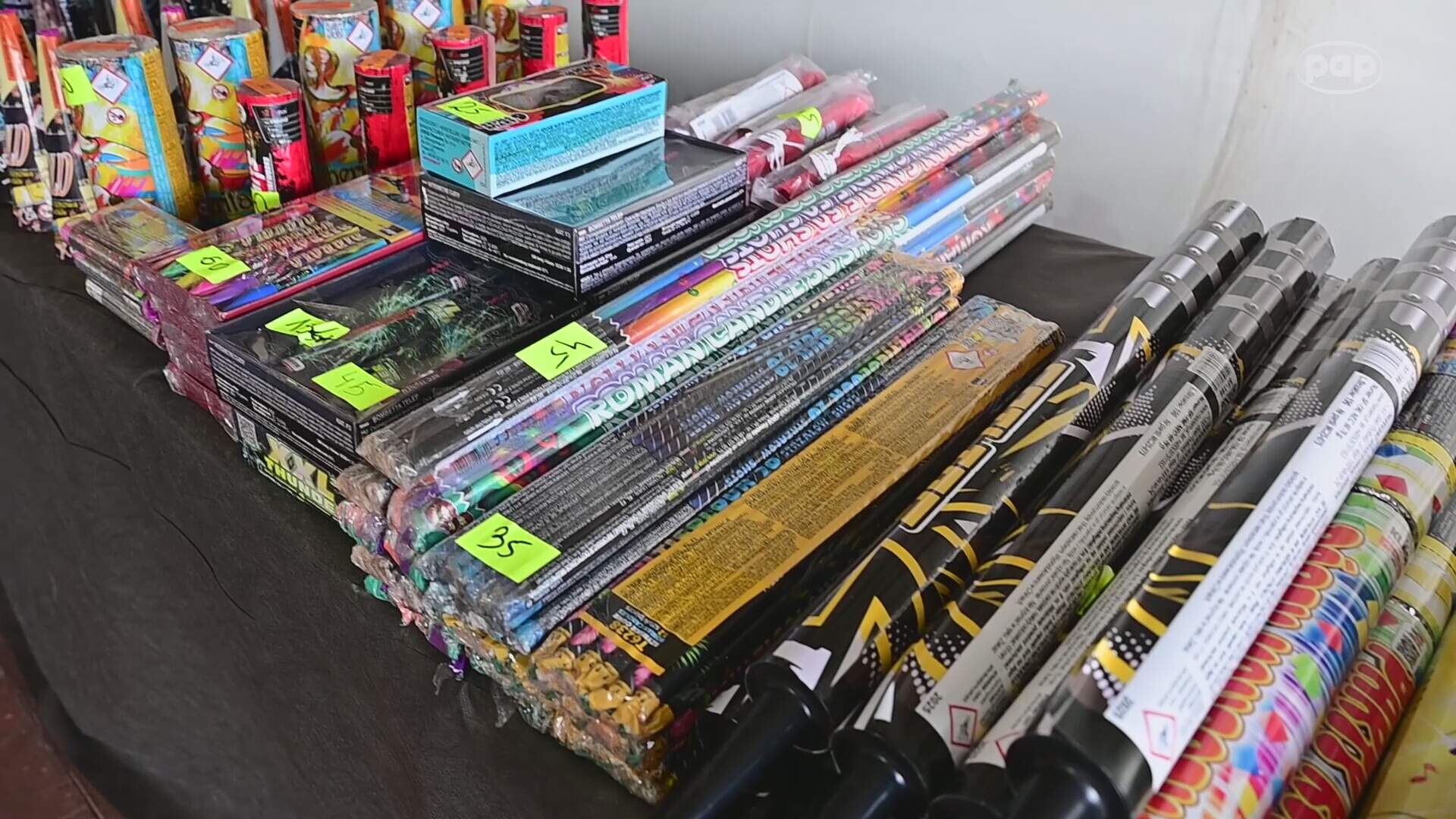 Strażacy sprawdzają sprzedaż fajerwerków. „Bezpieczeństwo przede wszystkim”