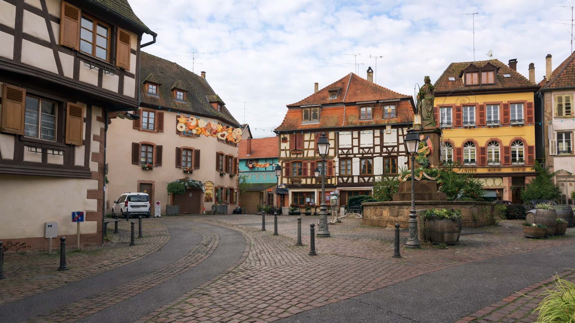Ribeauvillé Christmas magic: A medieval walk in Alsace (4K)