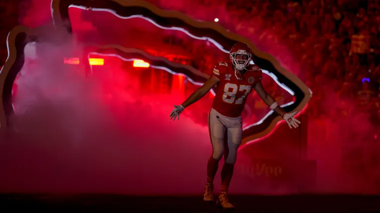 Gronk thinks Travis Kelce will approach impending retirement ...