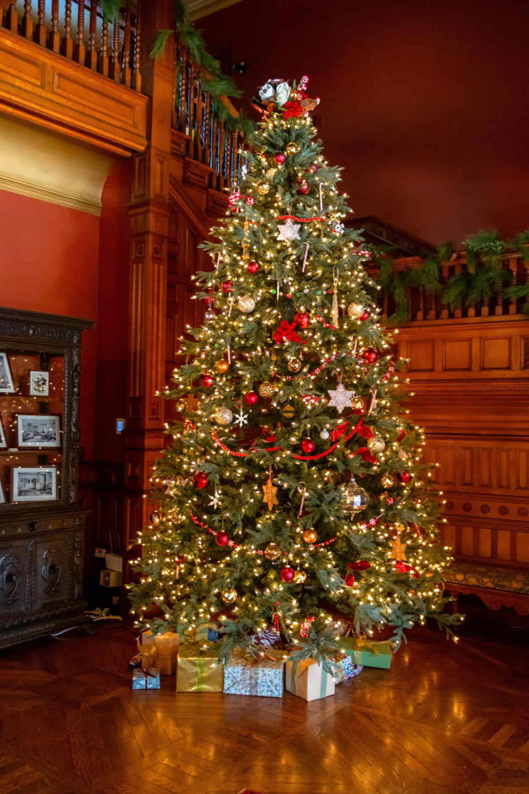 Holiday tours at the Eustis Estate in Massachusetts