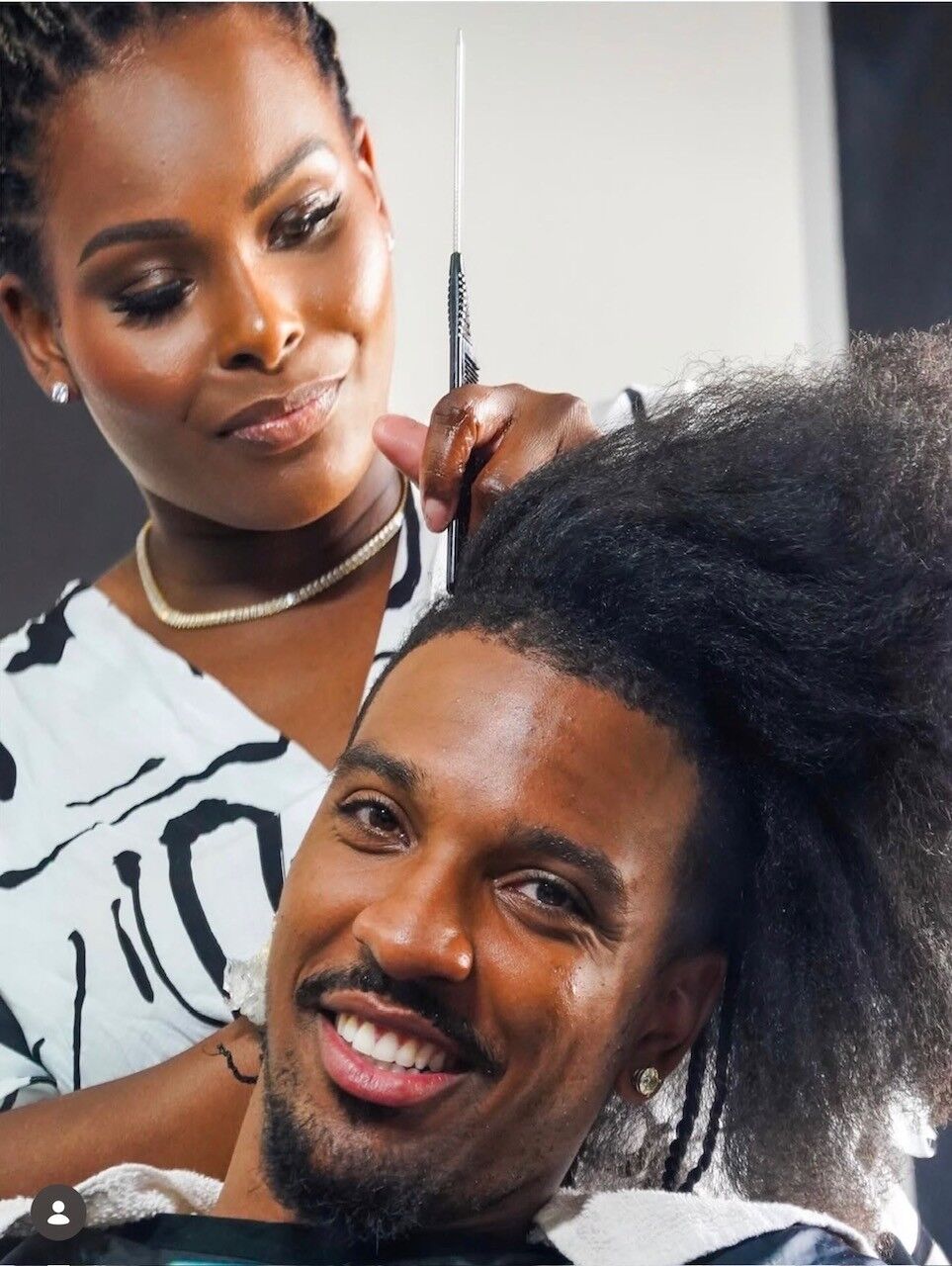 Manassas hair stylist Teanna Johnson provides a safe place for her ...
