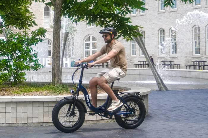 4 countries where dress codes can lead to prison - and 2 with total freedom