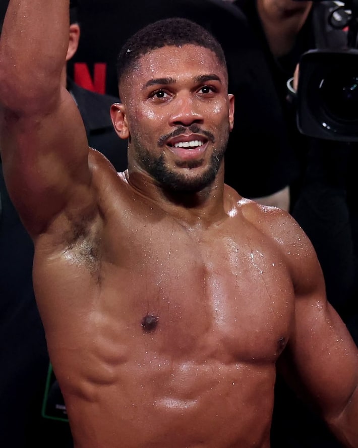 Anthony Joshua, campeão mundial de boxe, fica ferido em acidente de ...