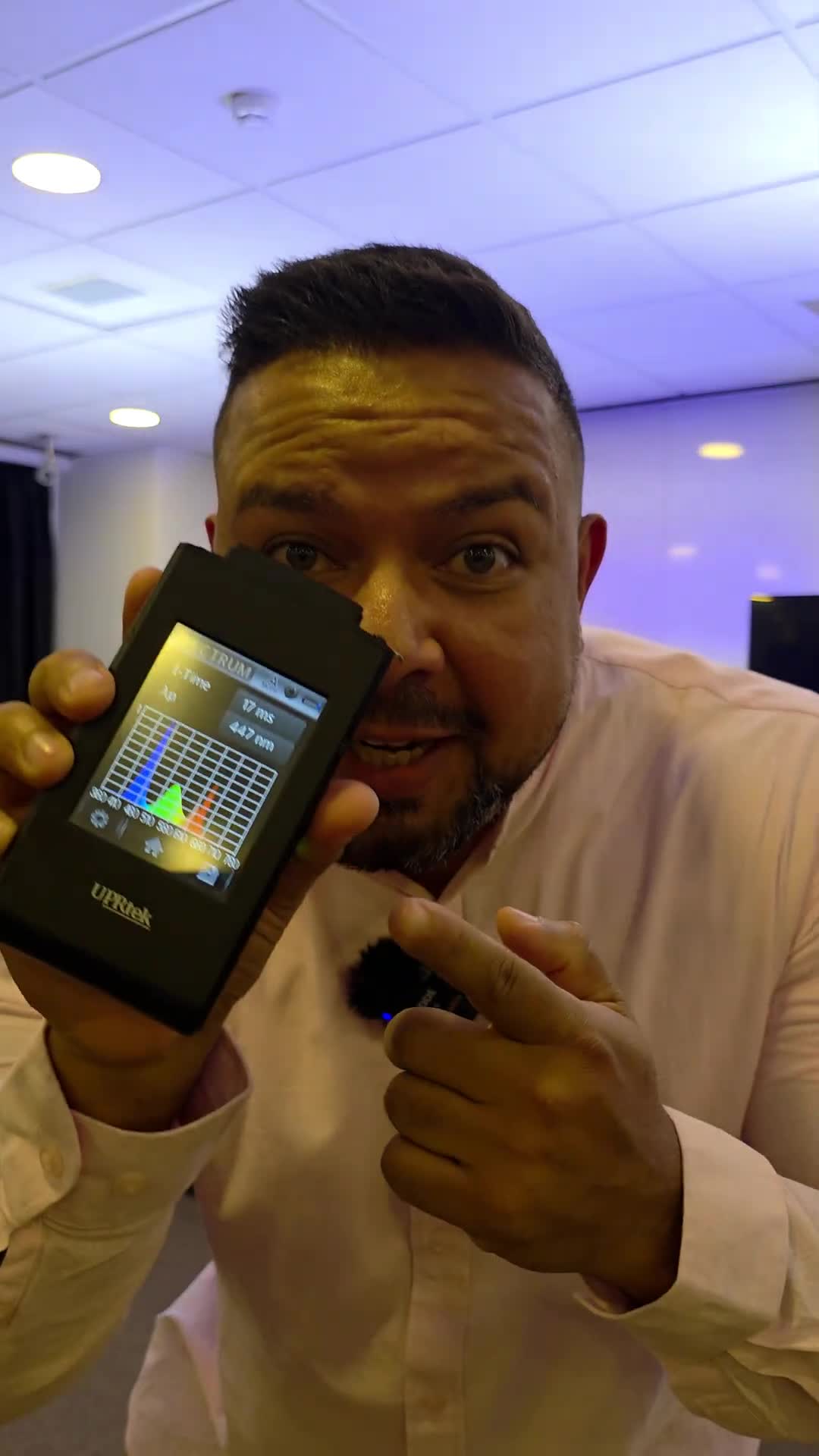 TV NORMAL VS QLED, mira está diferencia tan brutal! #tecnoclips # ...