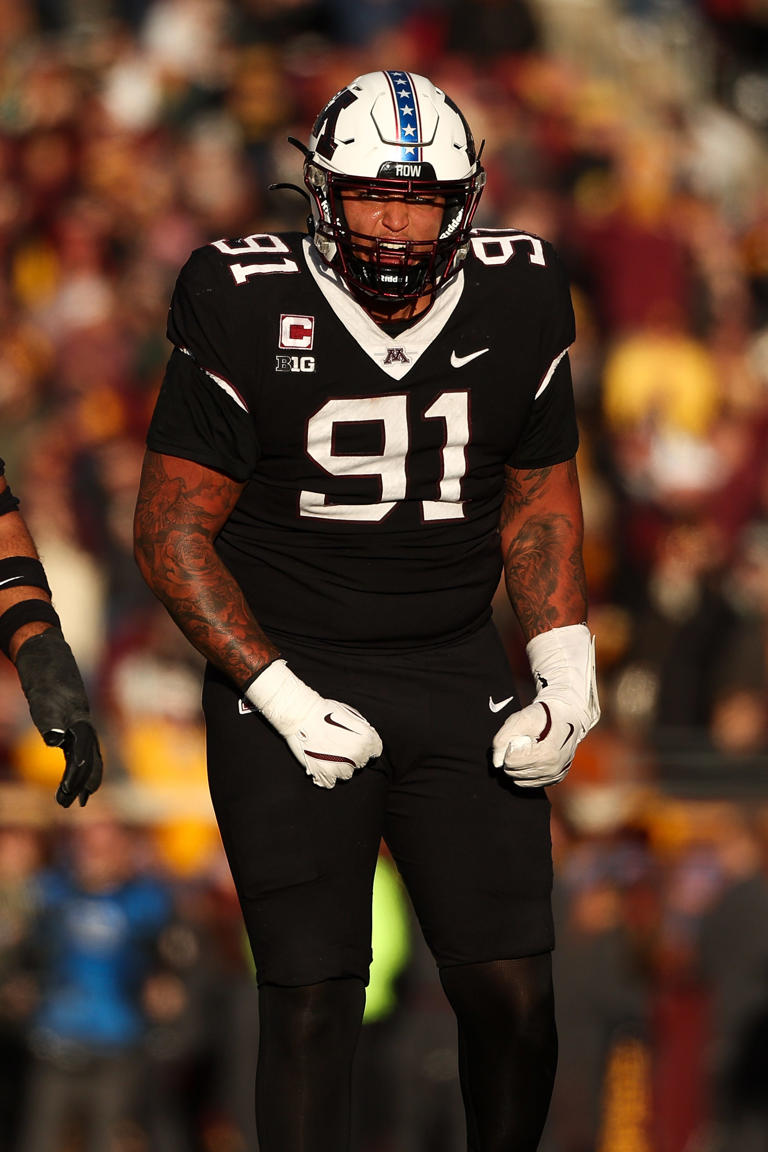 Unpacking future Packers: No. 100, Minnesota DT Deven Eastern