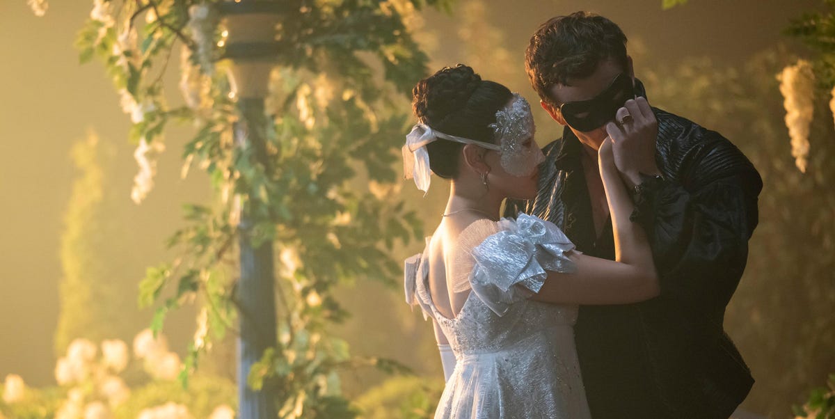 Bridgerton season 4's Benedict and Sophie story has "juicy conflict and ...