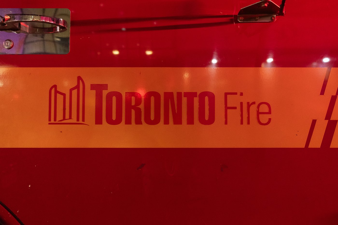Elderly man dies after fire in Toronto retirement home: police