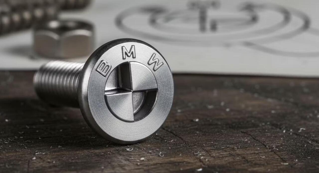 Viti BMW: no "fai da te"