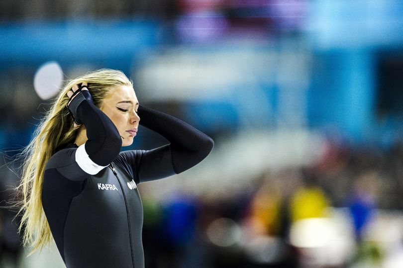 Jake Paul's stunning fiancee suffers wardrobe malfunction in Olympic ...