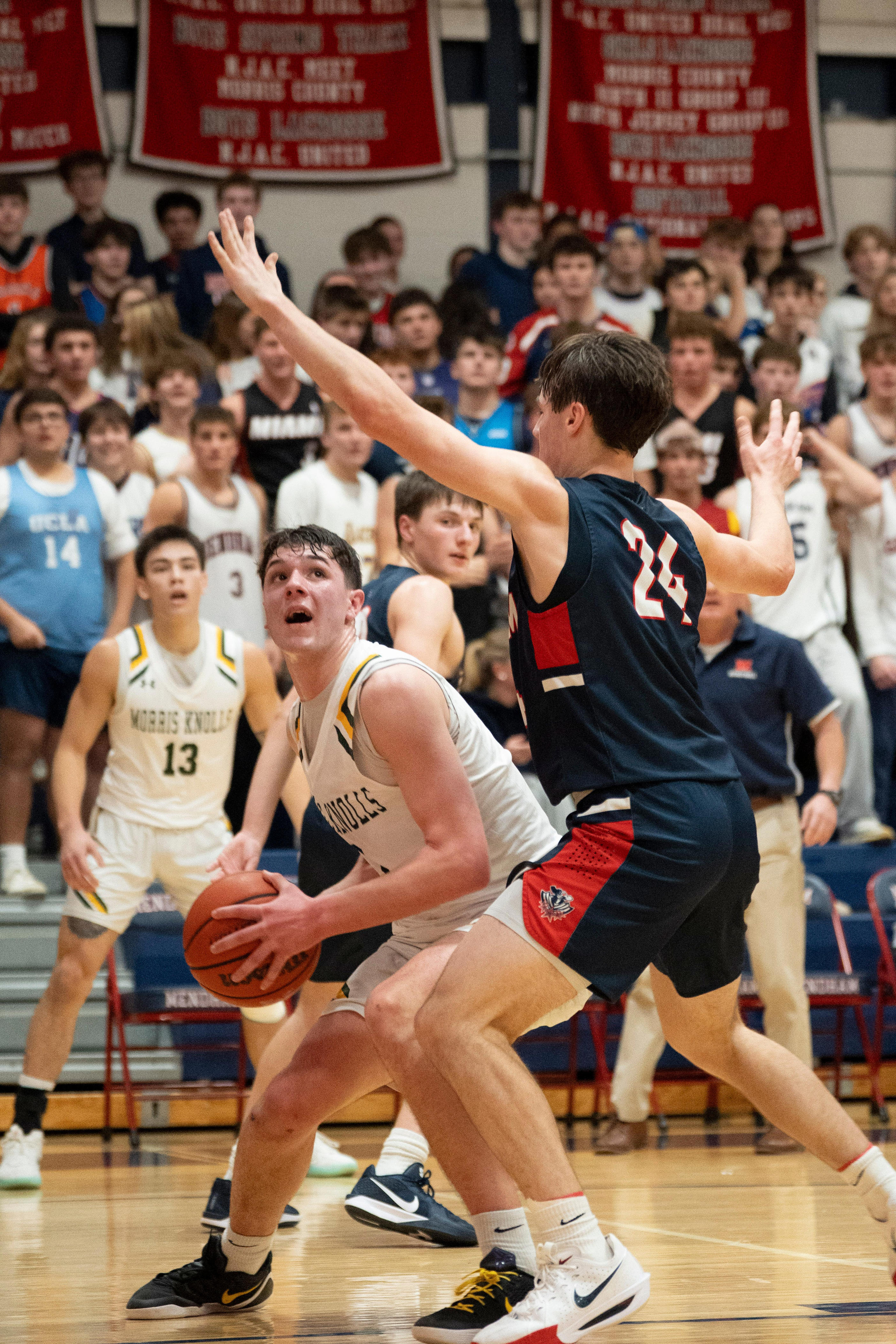 Morris Knolls 'alpha dog' Brody Hallik reaches basketball milestone