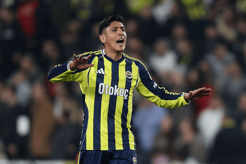 Edson Álvarez destrona a Santi Giménez y vuelve a ser el mexicano más ...