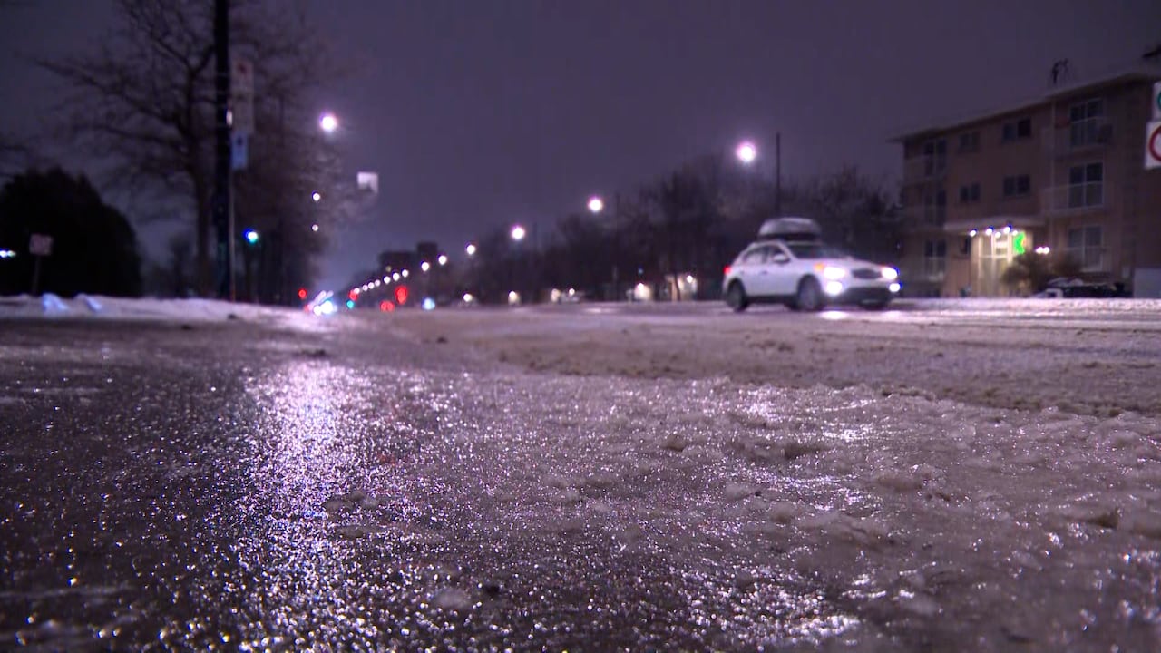 Freezing rain in Greater Montreal area brings slippery sidewalks, roads