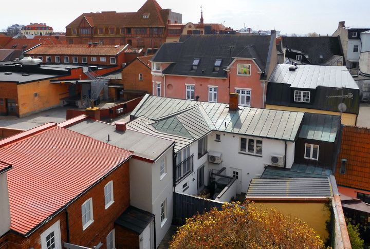 Top roofing types to suit your weather needs