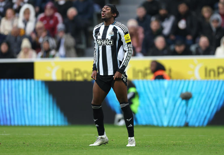 Burnley v Newcastle United early team news: 11 ruled out and 6 doubts