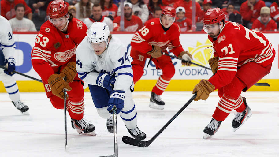 Red Wings news roundup: Unlikely hero seals the deal, Patrick Kane returns