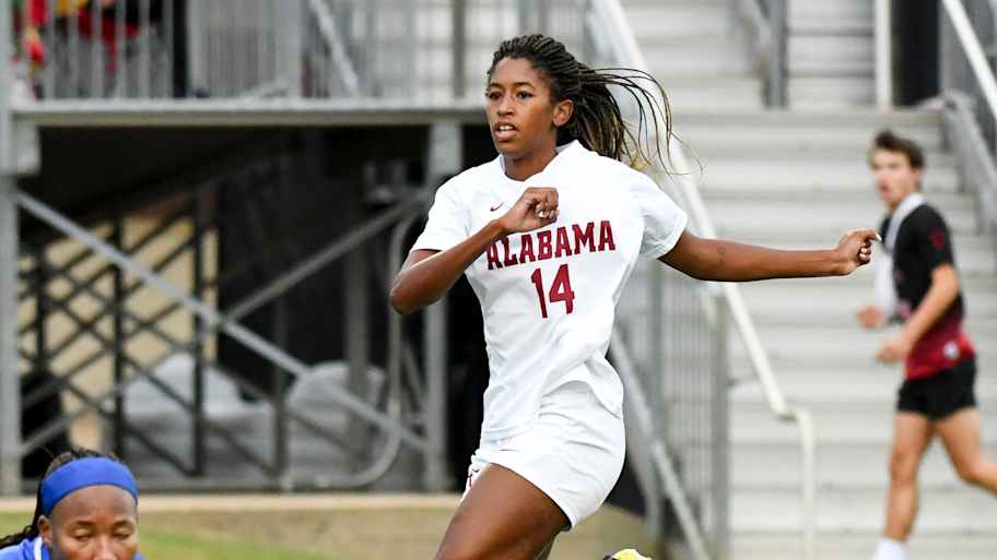 Gianna Paul signs with NWSL team: Roll Call