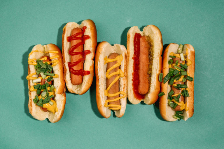 5 hot dogs discontinued for toxic ingredients