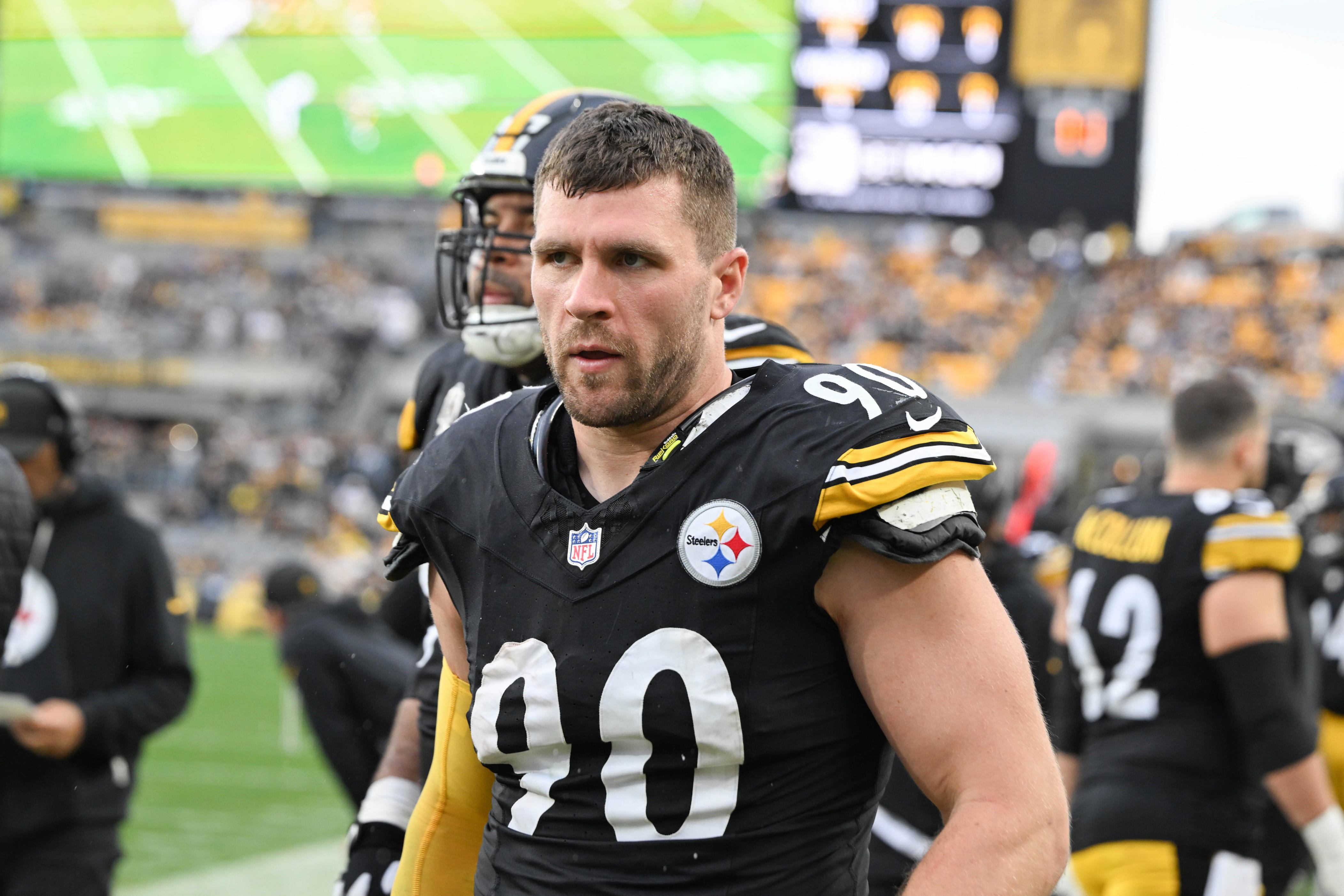 Steelers' TJ Watt breaks his silence on partially collapsed lung