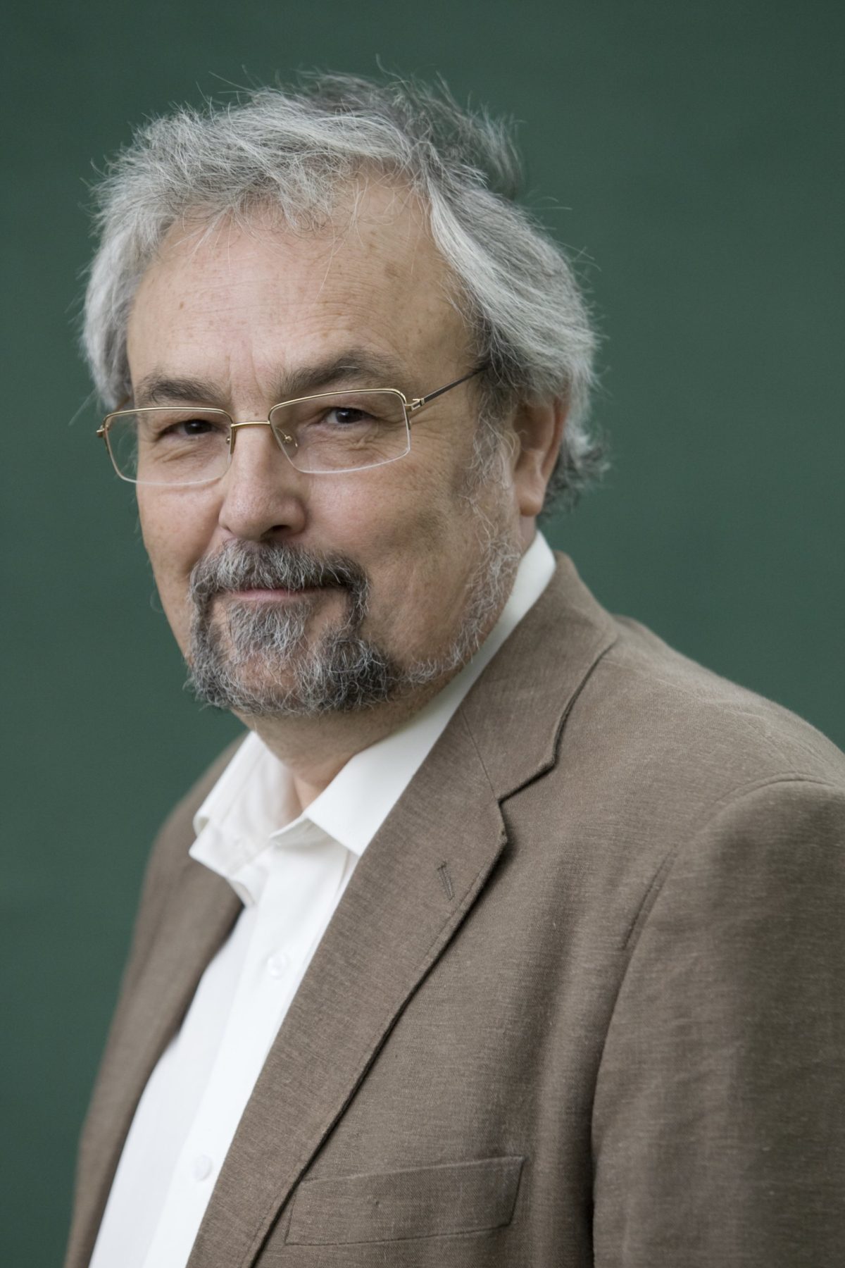 The three types of friend you should drop, according to a relationship ...