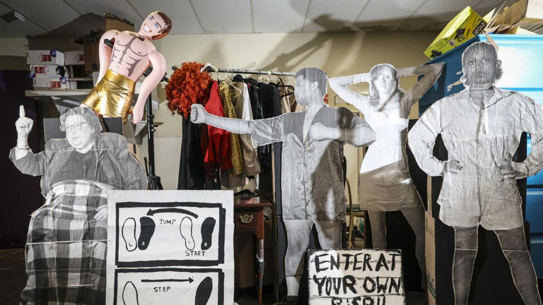 Sun-Ray Cinema is Tampa’s multiplex movie theater with the soul of an ...