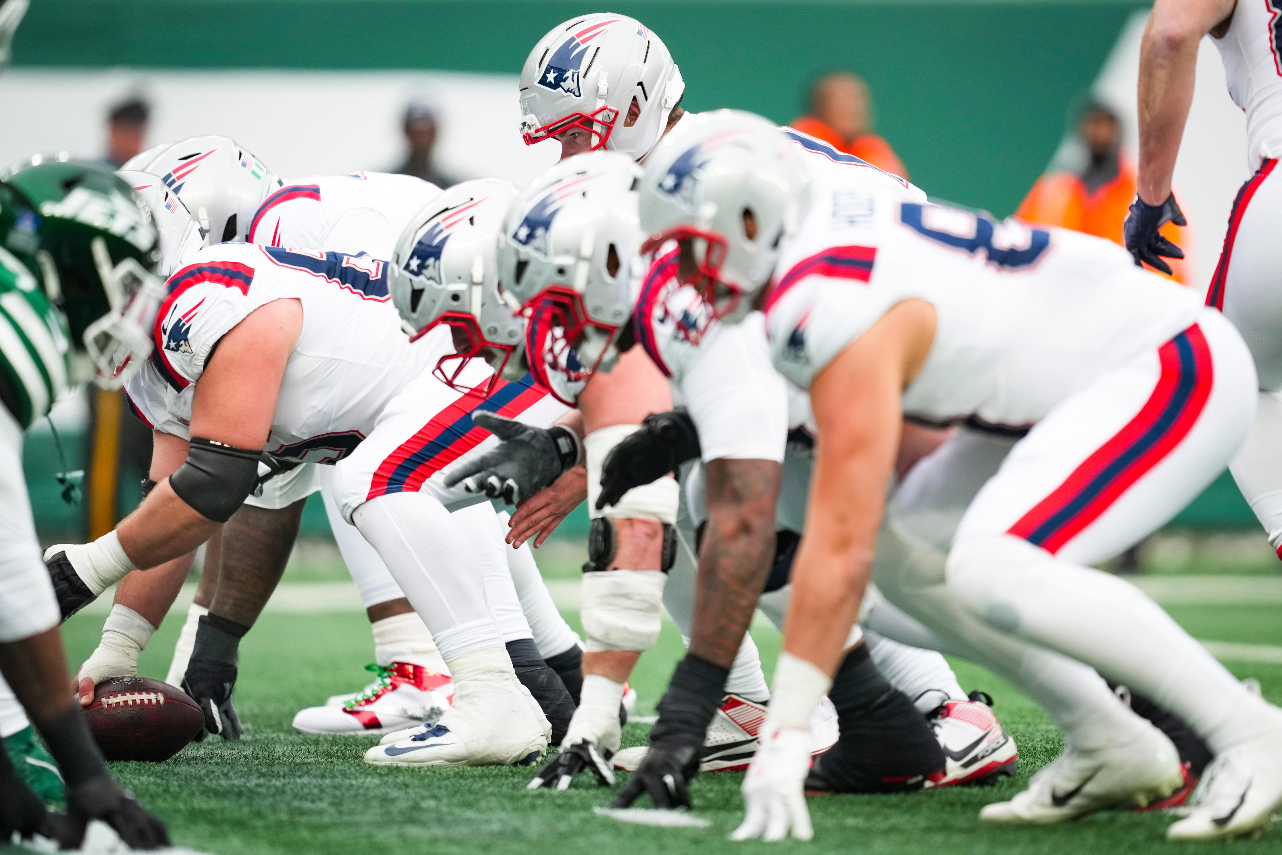 Patriots clinch first AFC East title in six seasons in Week 17