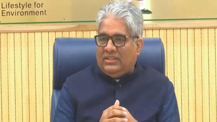 Bhupender Yadav welcomes Supreme Court stay on Aravalli definition