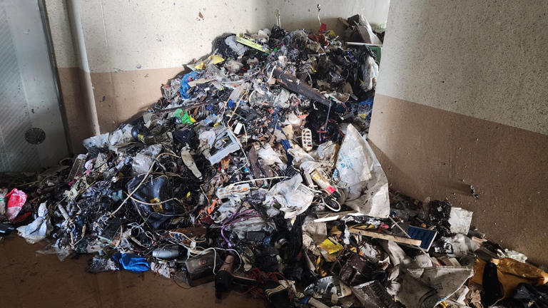 Vietnam War veteran dies in Ulsan fire amid hoarding