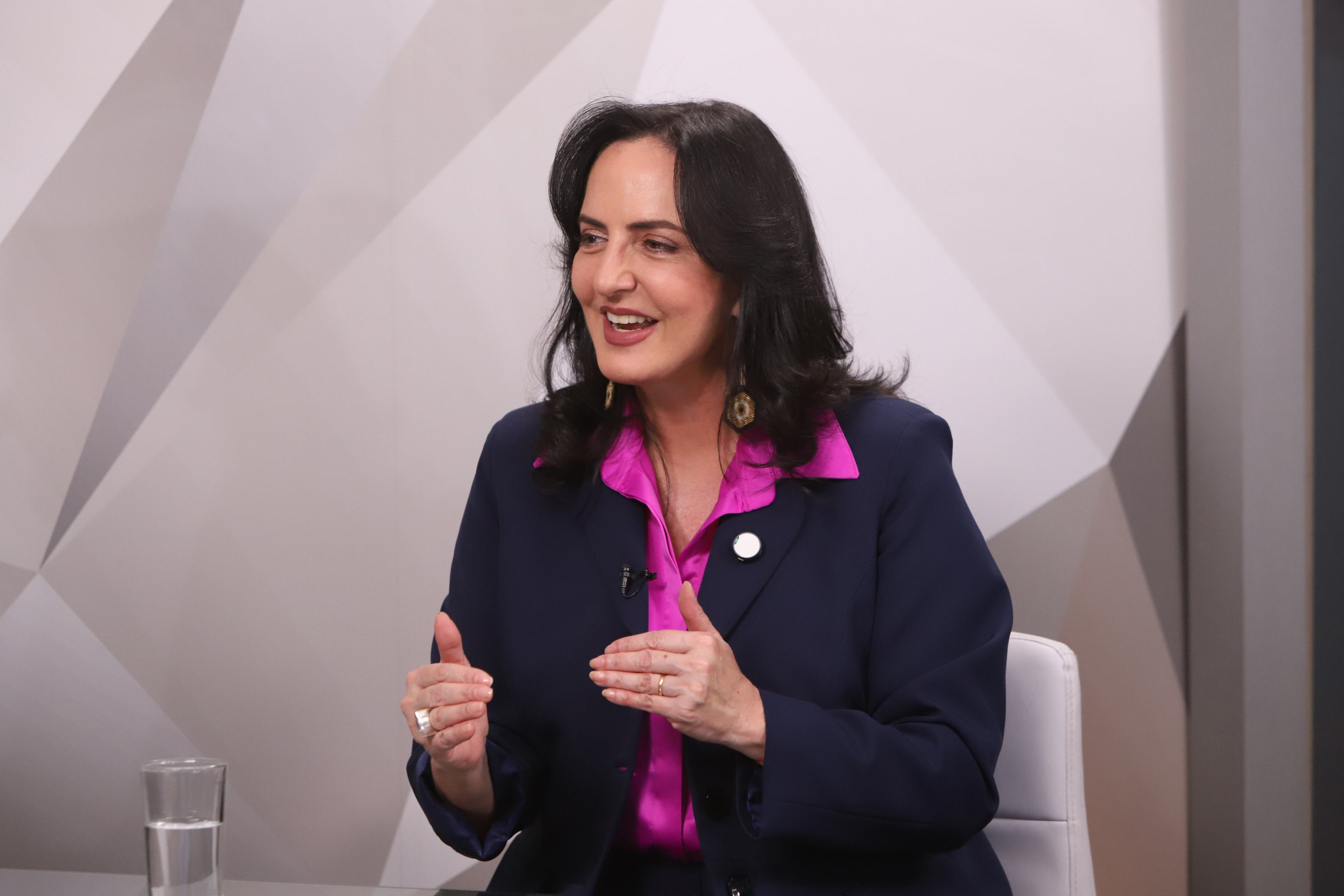 María Fernanda Cabal hace advertencia sobre las medidas económicas de ...