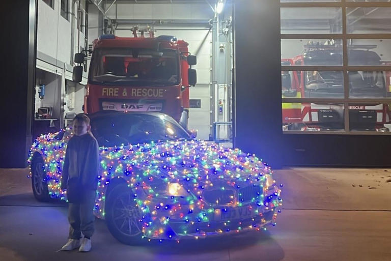 Photographer decorates his new car with 2,500 LED lights to bring ...