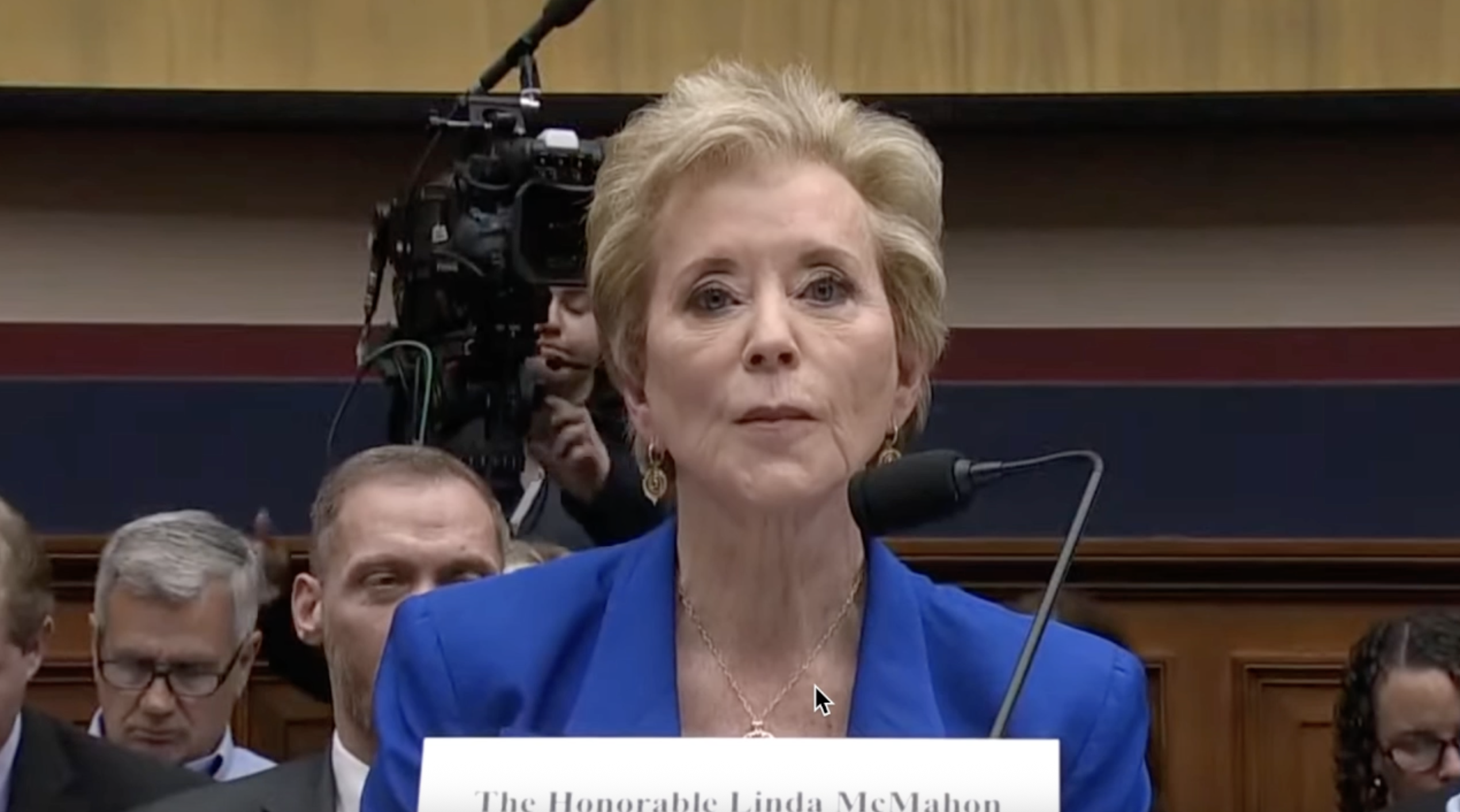'What is that?' Billionaire Linda McMahon is perplexed by basic ...