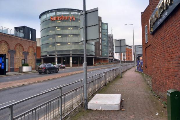 Fly-tipping issues continue as mattress is dumped near busy road