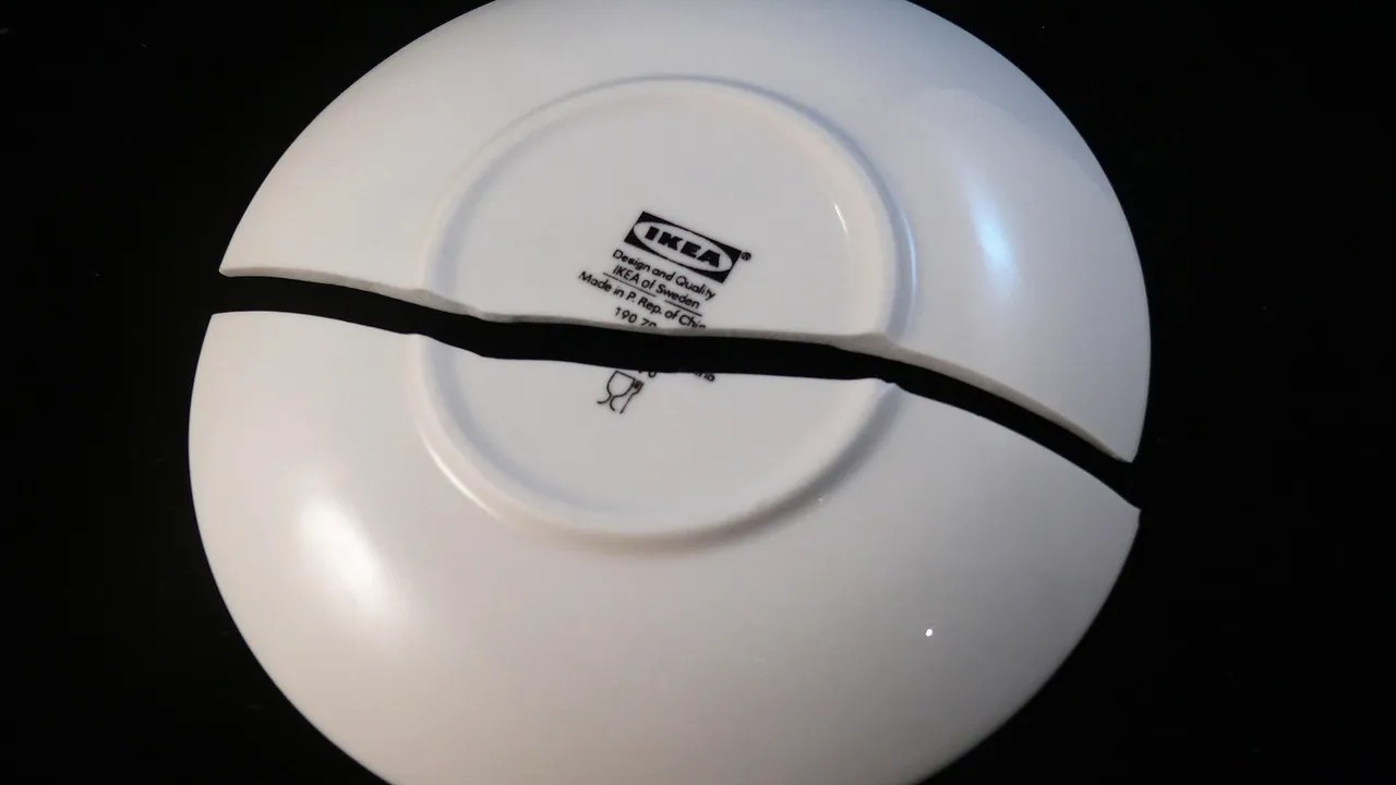 6 decorative items feng shui experts say can bring bad energy