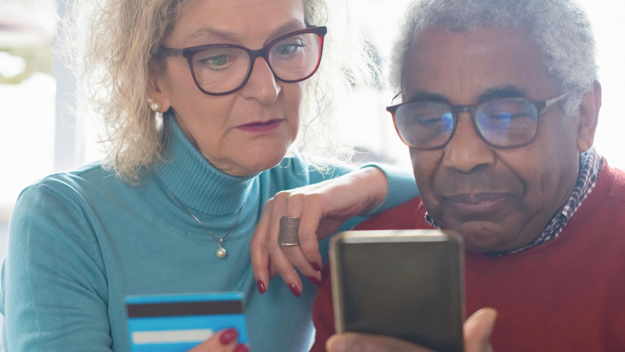 How to find your ideal credit limit, according to experts