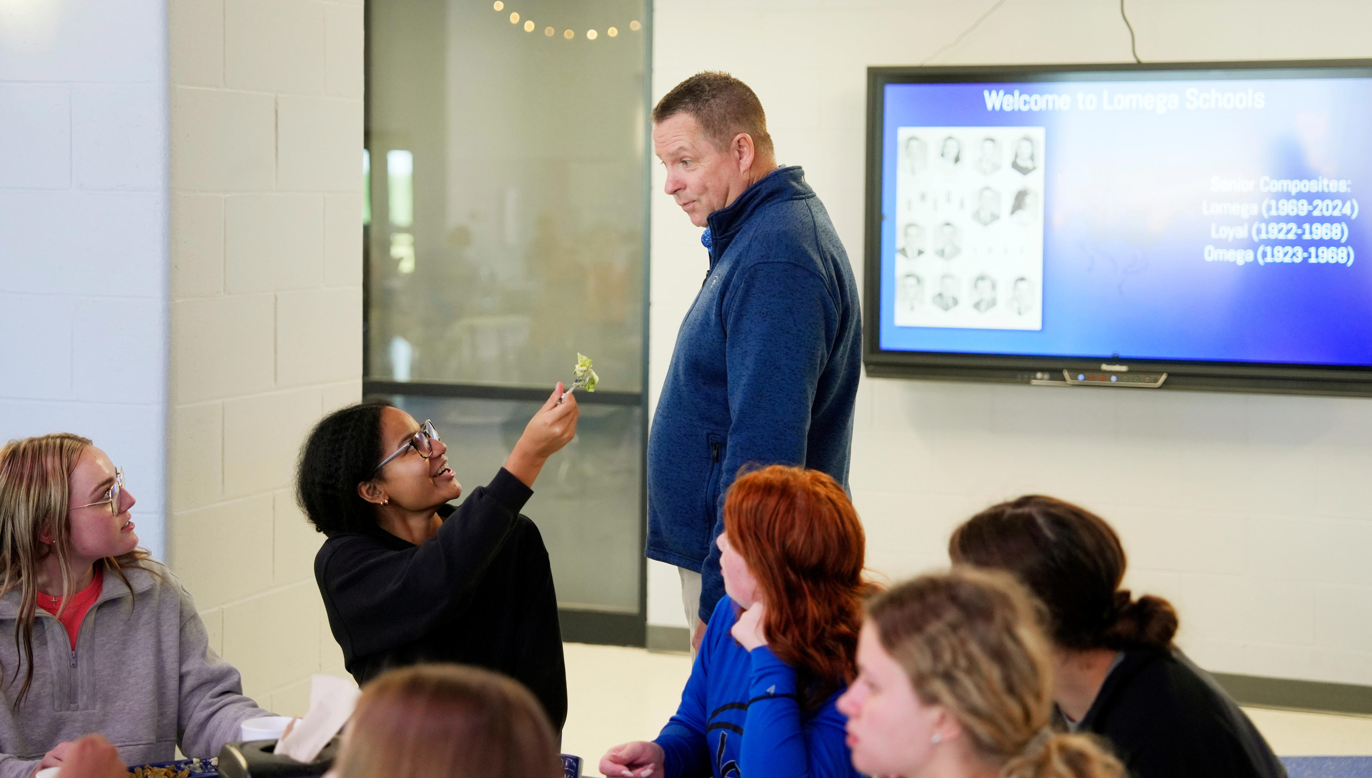 Bipartisan bills would expand paid parental leave for Oklahoma teachers