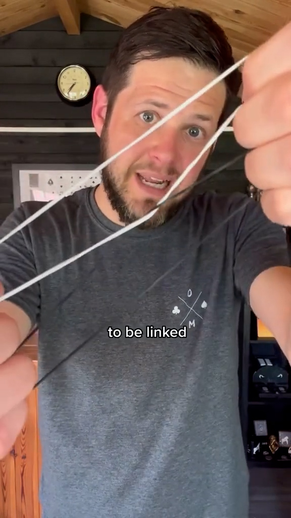 How do these rubber bands link by blowing?
