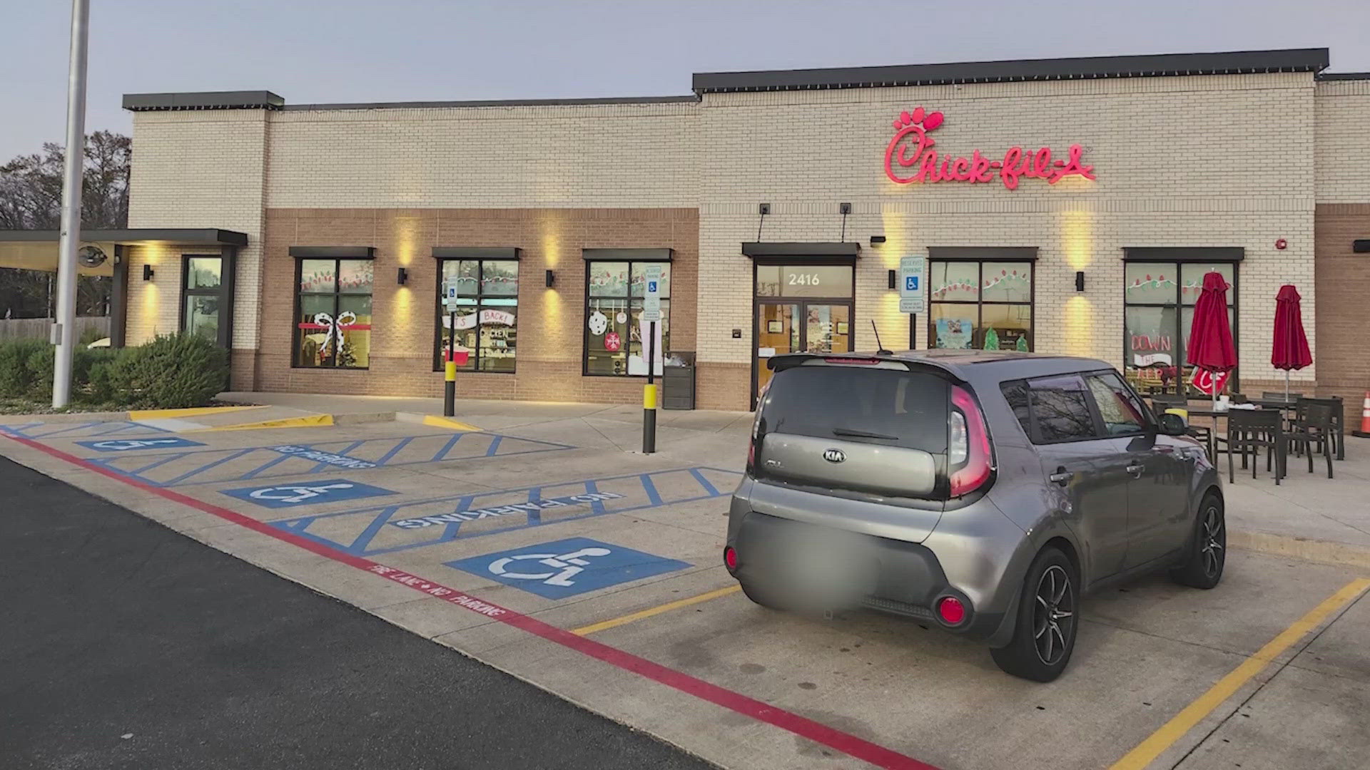 Texas man recounts confrontation with a stranger, faced with a rifle in ...