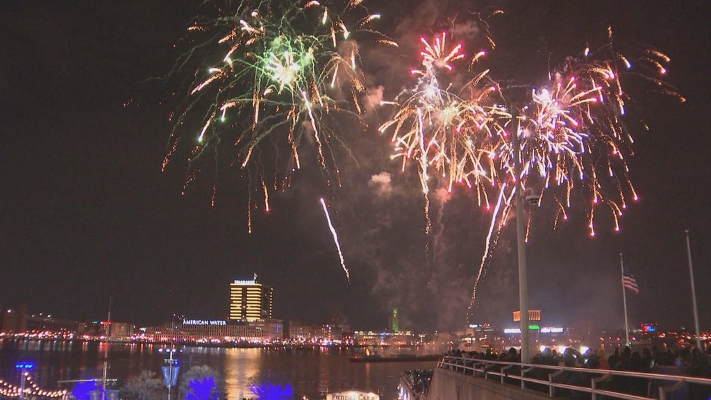 Fireworks, parties and events to ring in 2026 in the Philadelphia area
