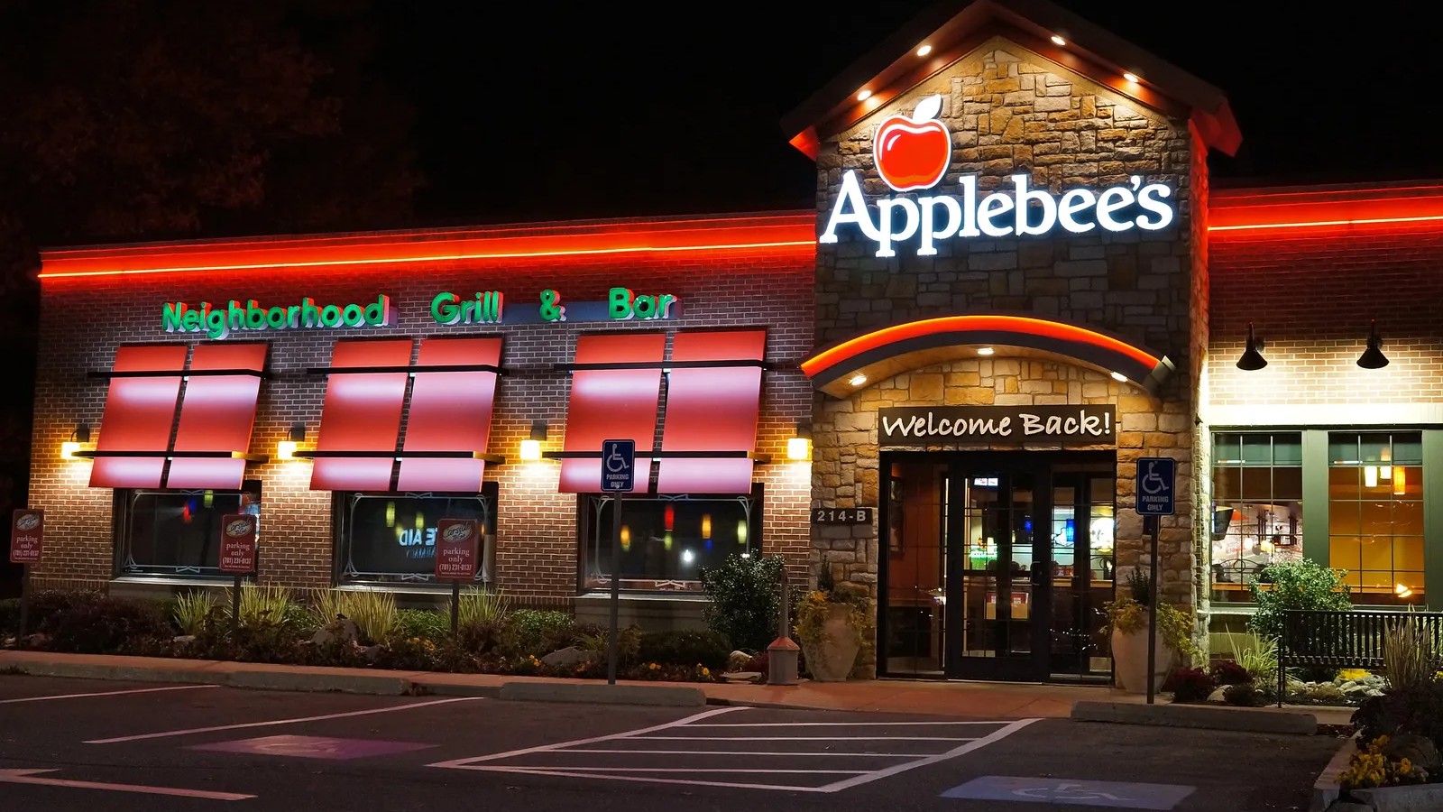 5 chain restaurants many Americans now call overpriced