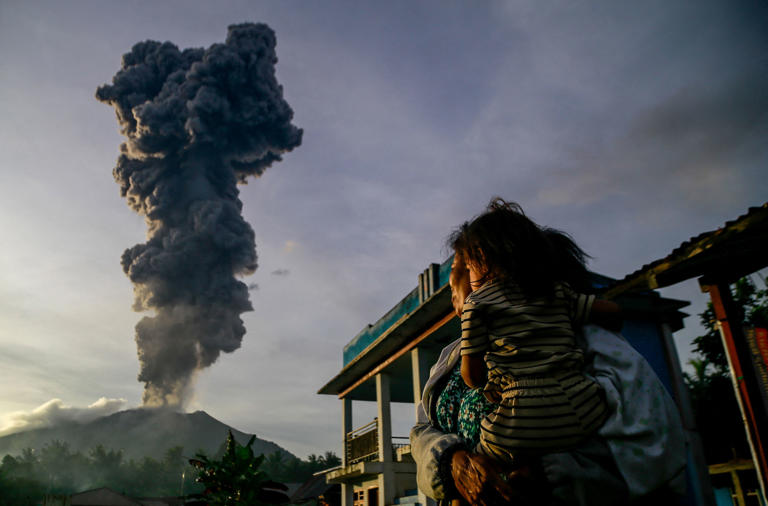 Photos: The year in volcanic activity