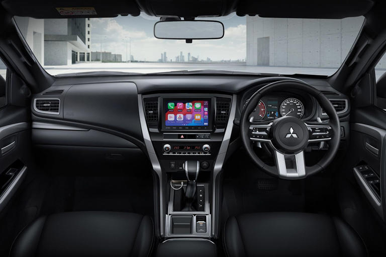 Mitsubishi Pajero Sport ada varian GT. Tampang simpel, tenaga gahar