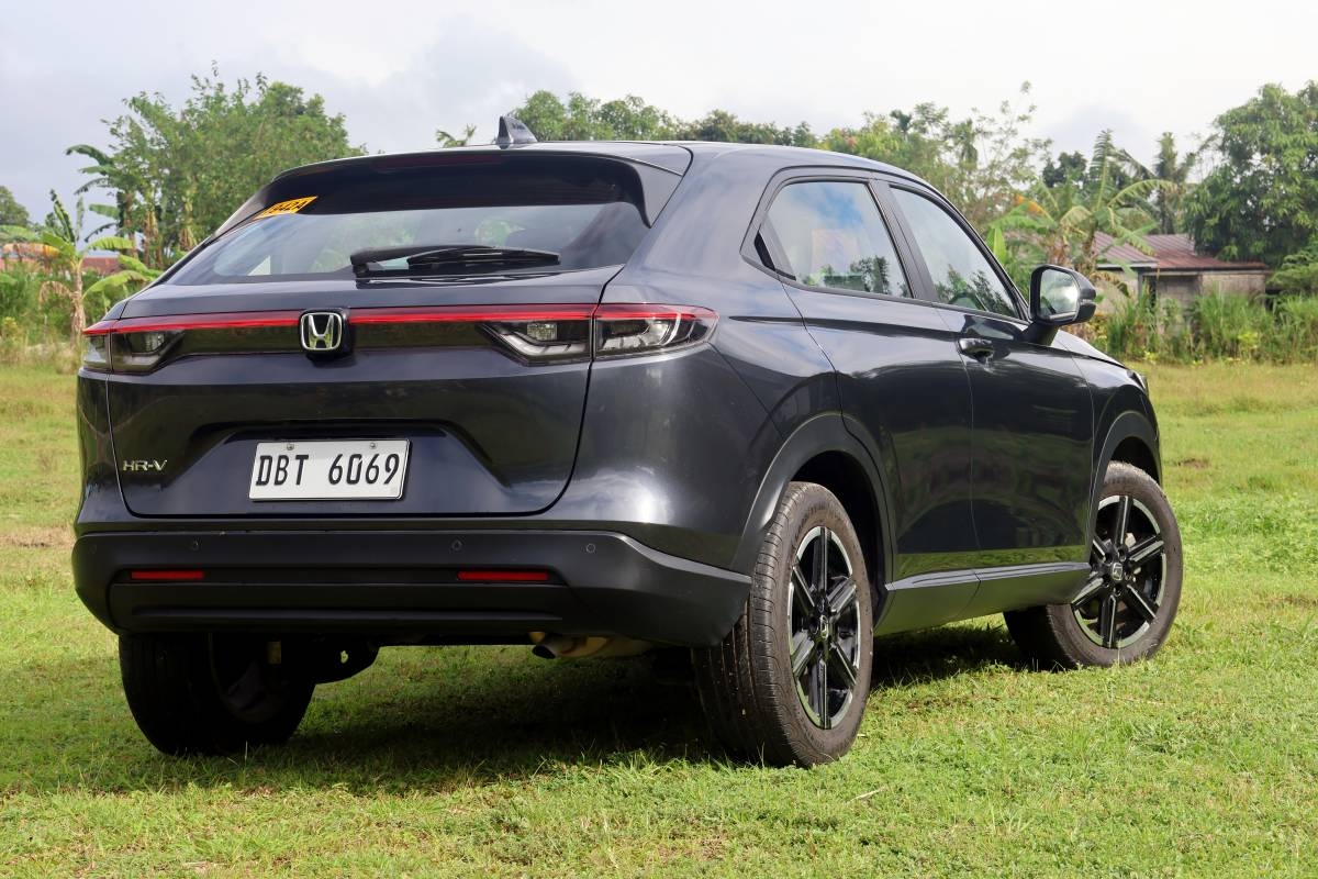 2025 Honda HR-V fuel efficiency, space, and real-world driving review