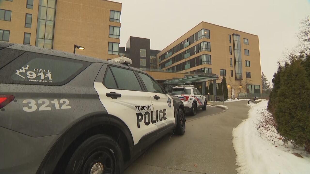 Man dead after fire at North York retirement home