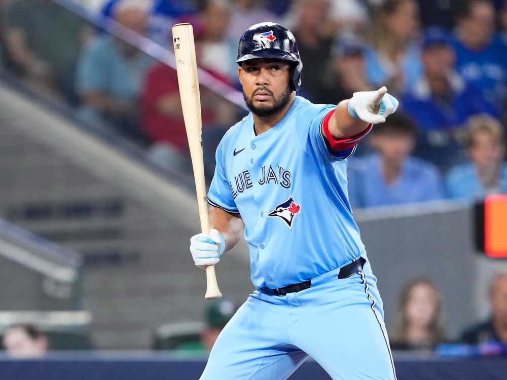 Blue Jays already have their big bat in Anthony Santander? Nobody's ...
