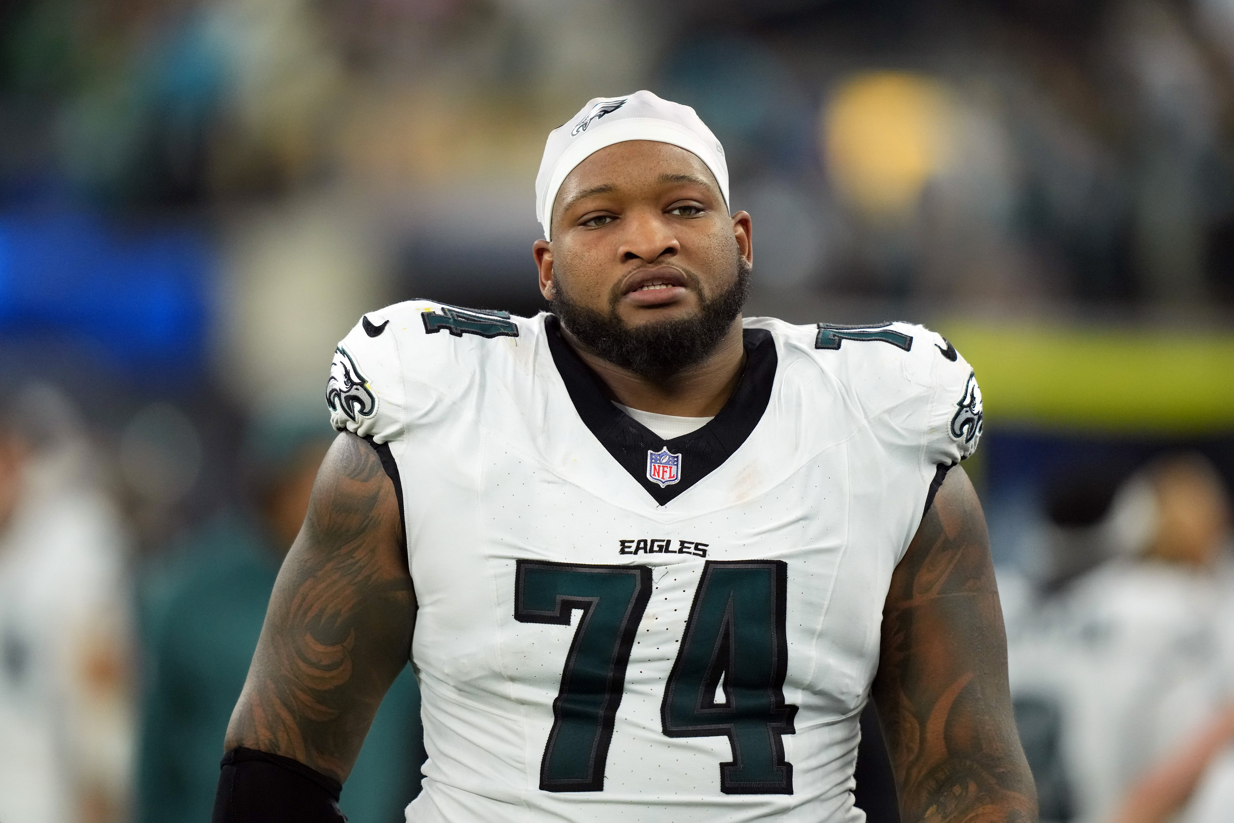 Eagles’ Fred Johnson pulls a boneheaded move to start game vs. Bills